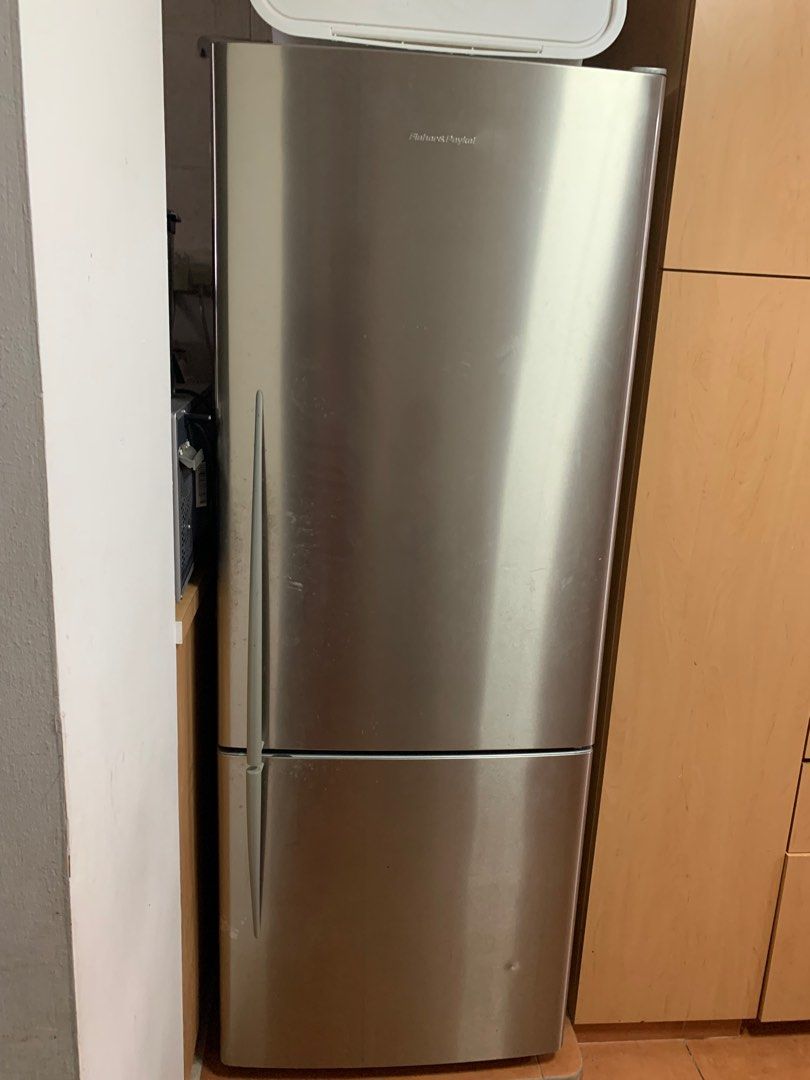 Fisher& Paykel refrigerator E402 B 403 L, TV & Home Appliances, Kitchen Appliances ...