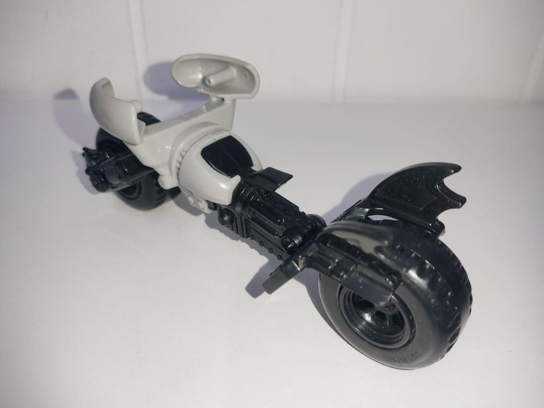 FISHER PRICE IMAGINEXT - BATMAN MOTORCYCLE BATCYCLE, Hobbies & Toys ...