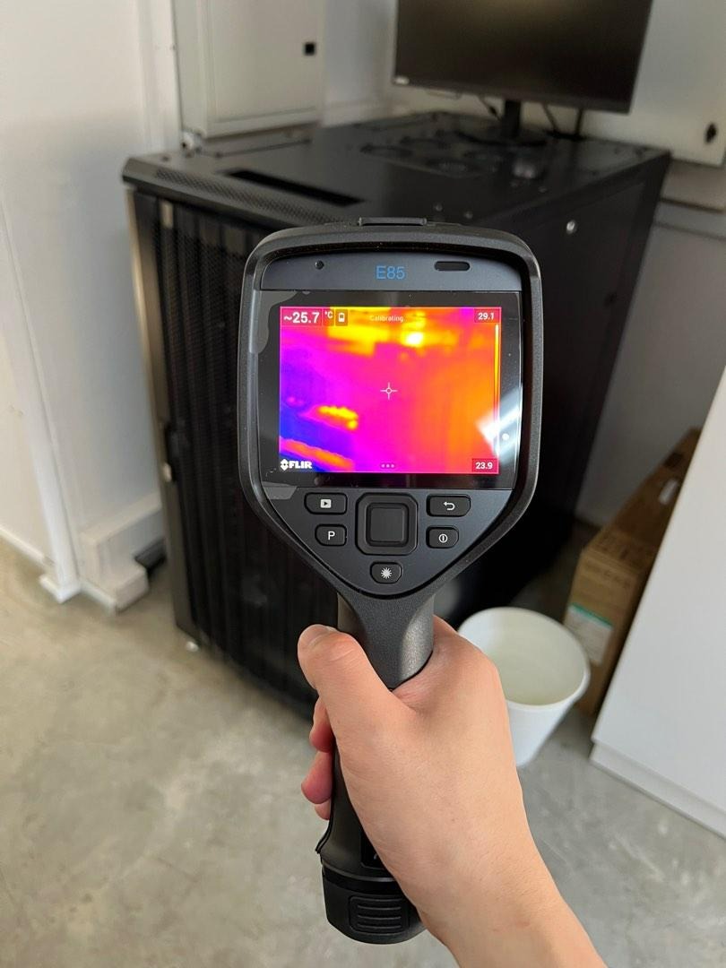 FLIR E85 Thermal Imaging Camera, Photography, Cameras on Carousell