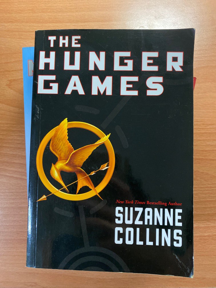 Hunger Games collection, Hobbies & Toys, Books & Magazines, Fiction ...