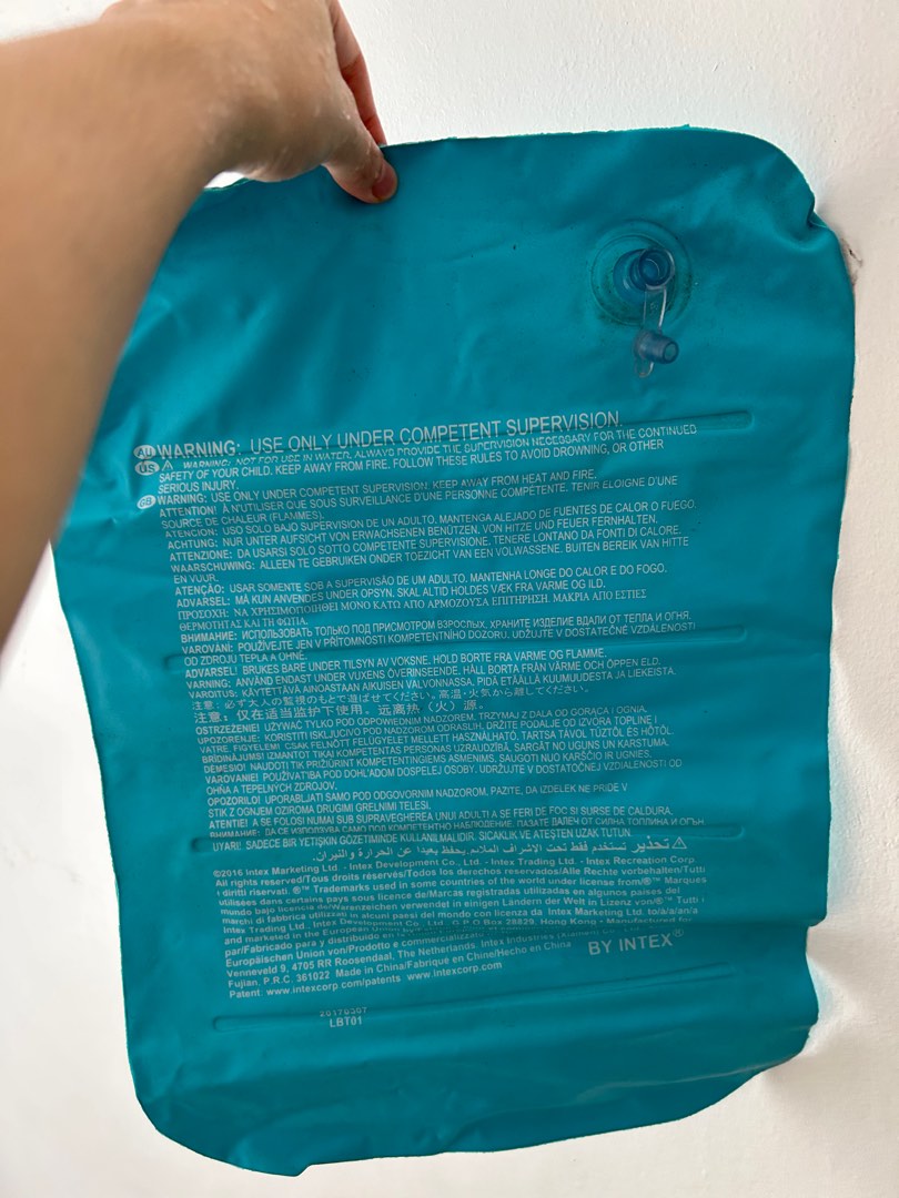 FREE intex Inflatable Small Pillow, Sports Equipment, Sports & Games ...