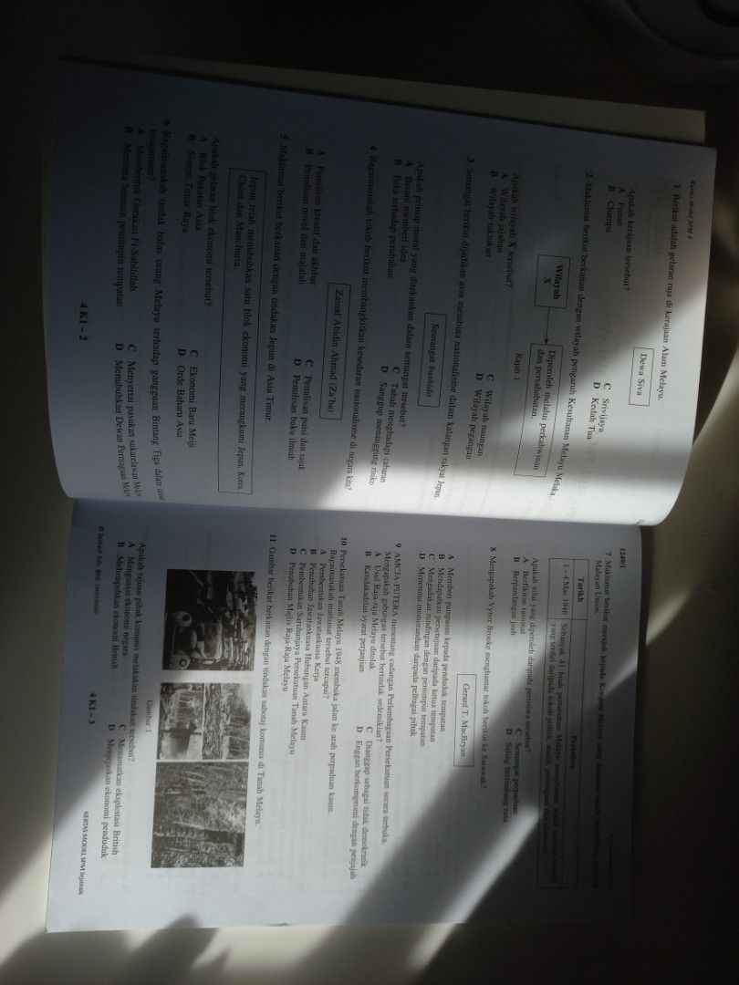 KERTAS MODEL SPM SEJARAH KSSM FORMAT MULAI 2021, Hobbies & Toys, Books ... KERTAS MODEL SPM SEJARAH KSSM FORMAT MULAI 2021, Hobbies & Toys, Books ...