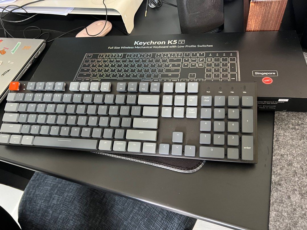 Keychron k5 red switch swappable aluminium rgb, Computers & Tech, Parts ...