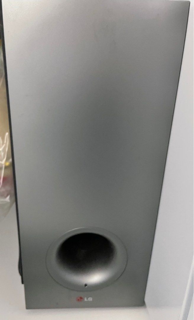 LG sound bar with woofer, Audio, Soundbars, Speakers & Amplifiers on ...