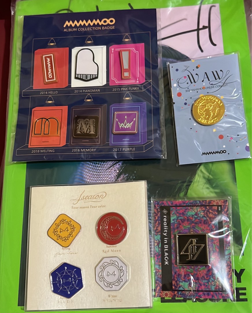 Mamamoo Album Badge Collection (PCD Sale 200 off), Hobbies & Toys ...
