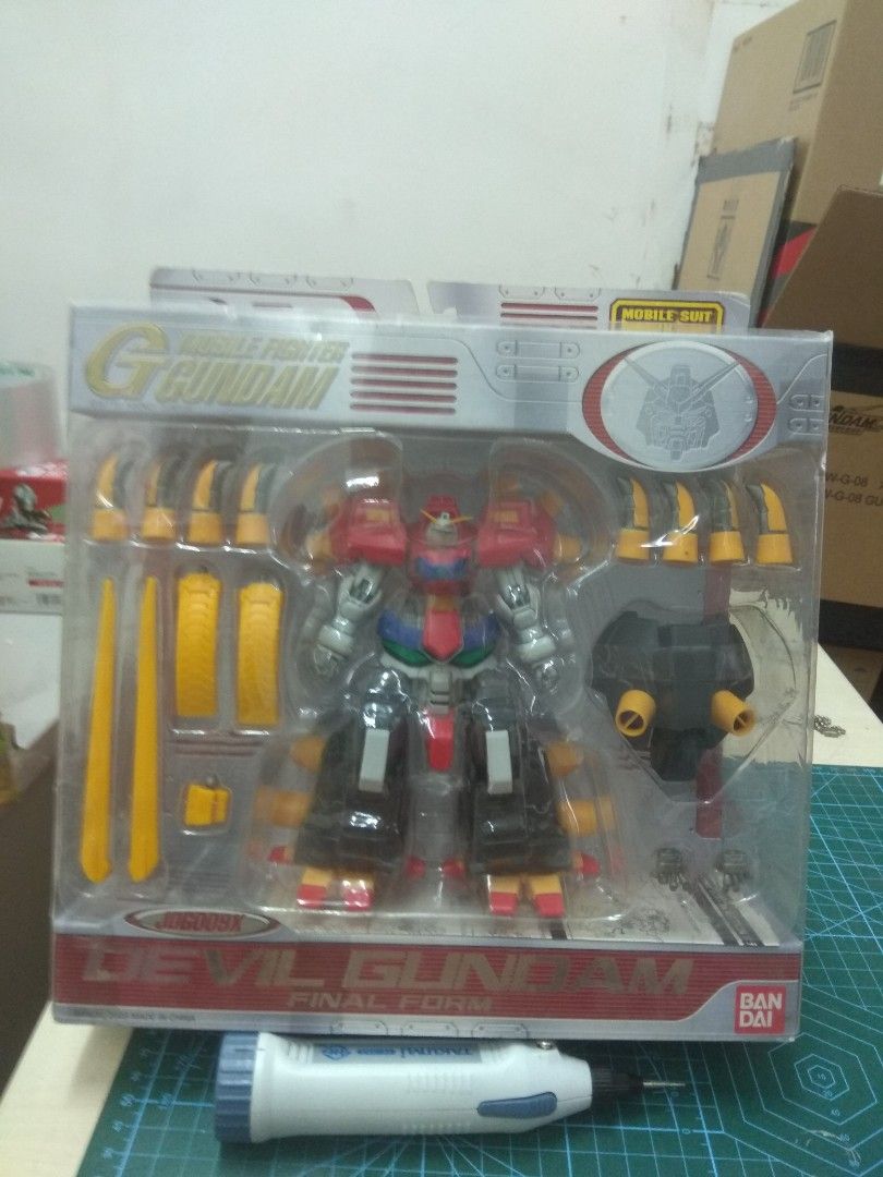 Mia devil Gundam final form G Gundam 機動武鬥傳 惡魔高達最終形態, 興趣及遊戲, 玩具 & 遊戲類 ...