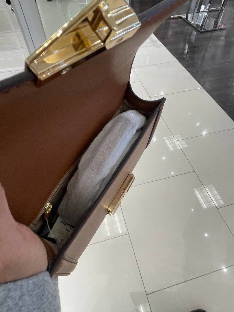 Micheal Kors Cece Top Handle Small Flap Crossbody in Luggage, Luxury ...