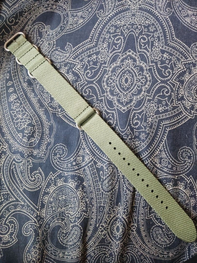 MiLTaT Strapcode Nato Zulu 22mm, Men's Fashion, Watches & Accessories ...