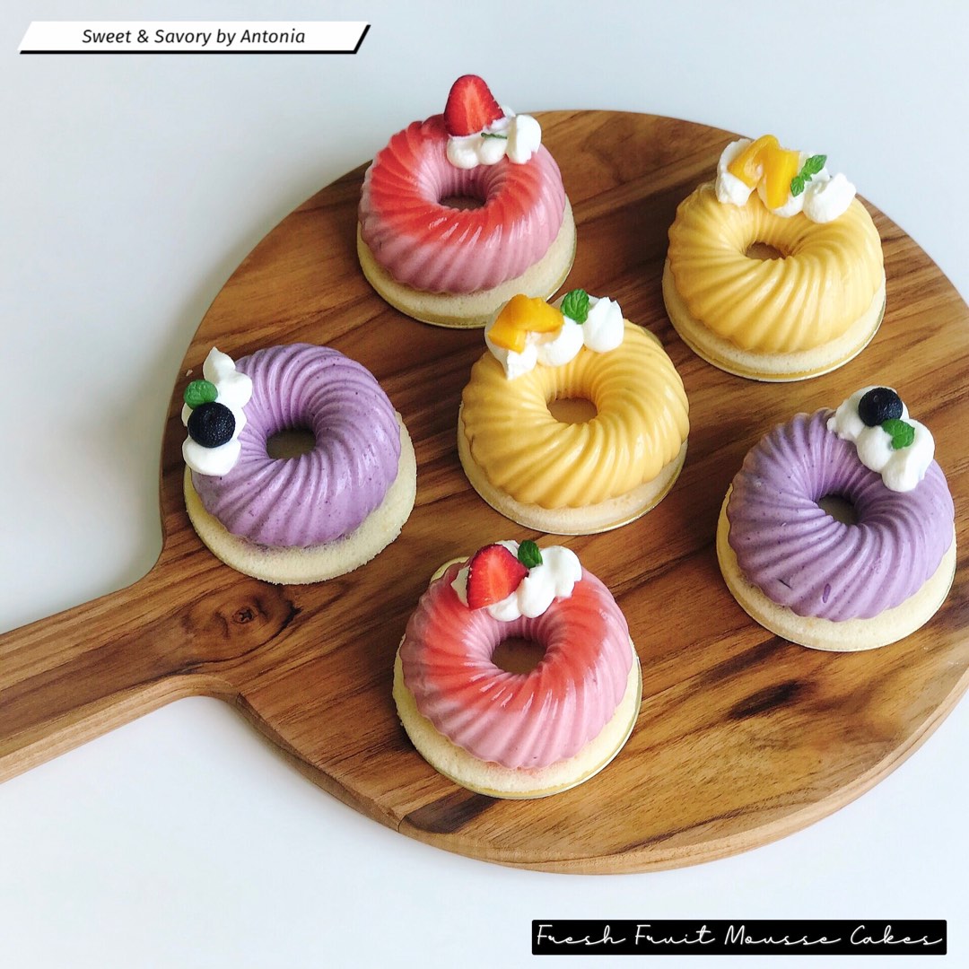 (Baker currently out of town) Mini Fresh Fruit Mousse Cakes ...