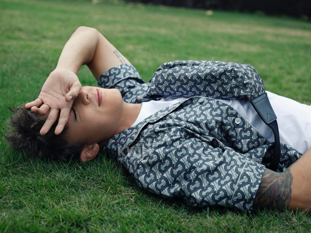 NEW UPDATE!一套三張 少量現貨 ANSON KONG@MIRROR 高畫質加厚防潑水應援 A3 POSTER, 興趣及遊戲, 收藏品 ...