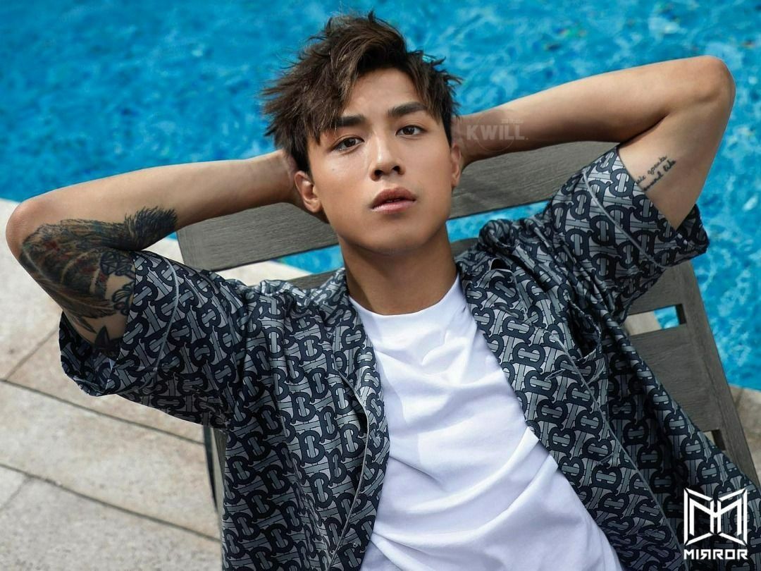 NEW UPDATE!一套三張 少量現貨 ANSON KONG@MIRROR 高畫質加厚防潑水應援 A3 POSTER, 興趣及遊戲, 收藏品及紀念品, 明星周邊 - Carousell