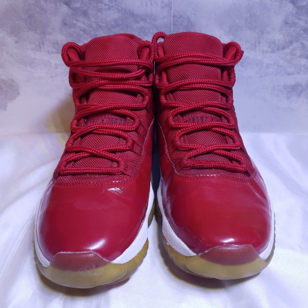 Nike Air Jordan 11 Retro Red 'Win Like 96', Fesyen Pria, Sepatu ...