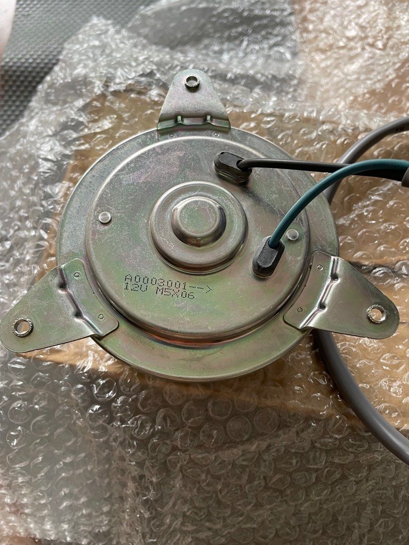 Nissan Elgrand E51 radiator fan motor, Car Accessories, Car Workshops ...