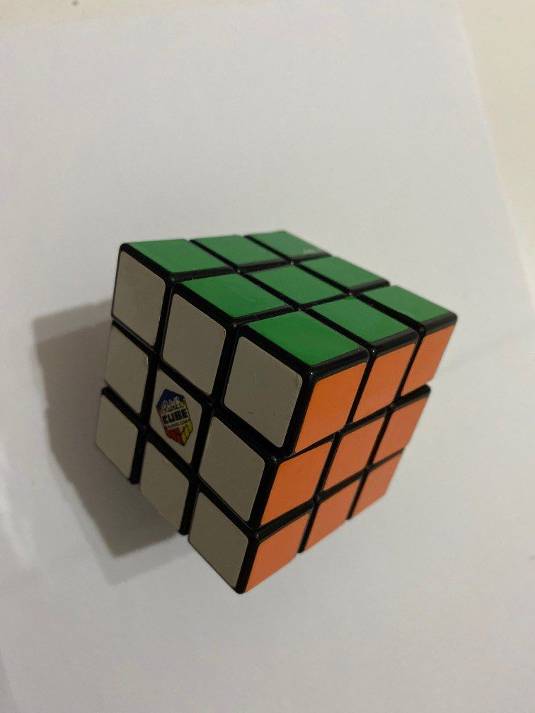 original rubik’s cube brand 3x3, Hobbies & Toys, Toys & Games on Carousell
