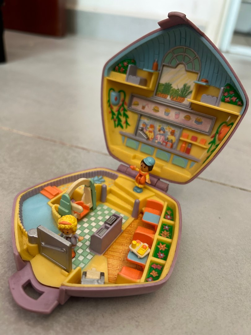 Polly Pocket Restaurant, Hobbies & Toys, Memorabilia & Collectibles ...