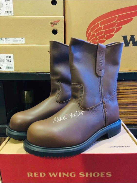 RED WING 8241 9UK, Men's Fashion, Footwear, Boots on Carousell