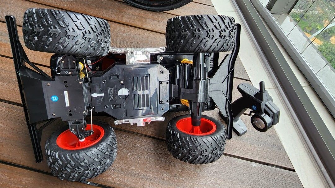 Remote control 4 wheels drive car, Hobbies & Toys, Toys & Games on ...