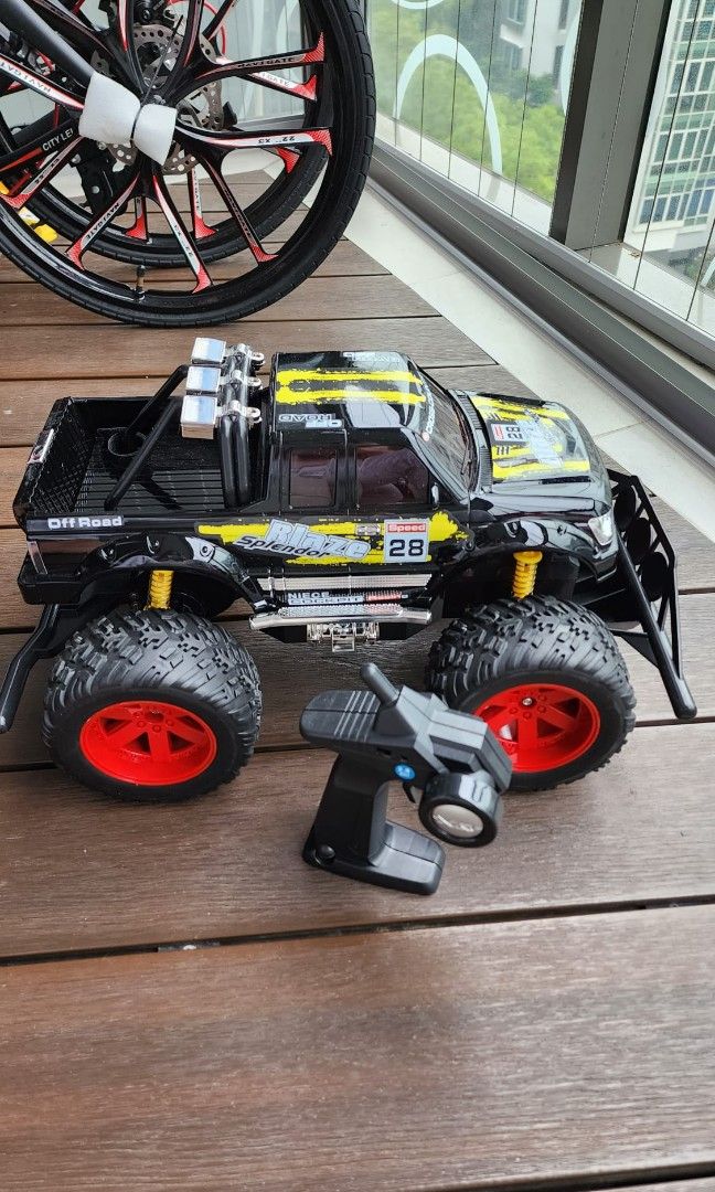 Remote control 4 wheels drive car, Hobbies & Toys, Toys & Games on ...