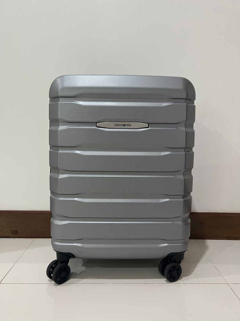 Samsonite 360 Spinner Cabin bag, Hobbies & Toys, Travel, Luggage on ...