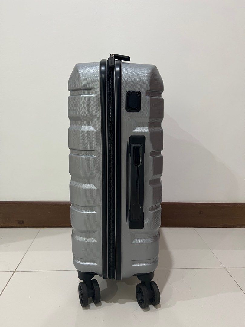 Samsonite 360 Spinner Cabin bag, Hobbies & Toys, Travel, Luggage on ...