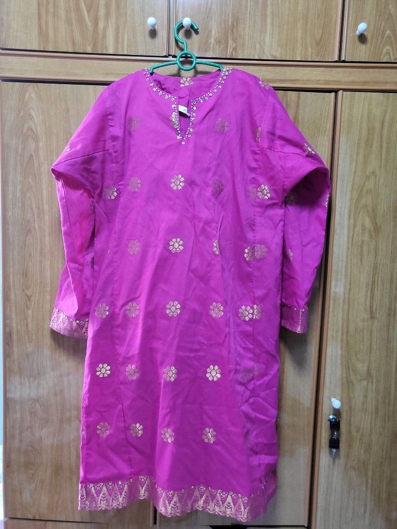 Songket (Pink), Women's Fashion, Muslimah Fashion, Baju Kurung & sets ...