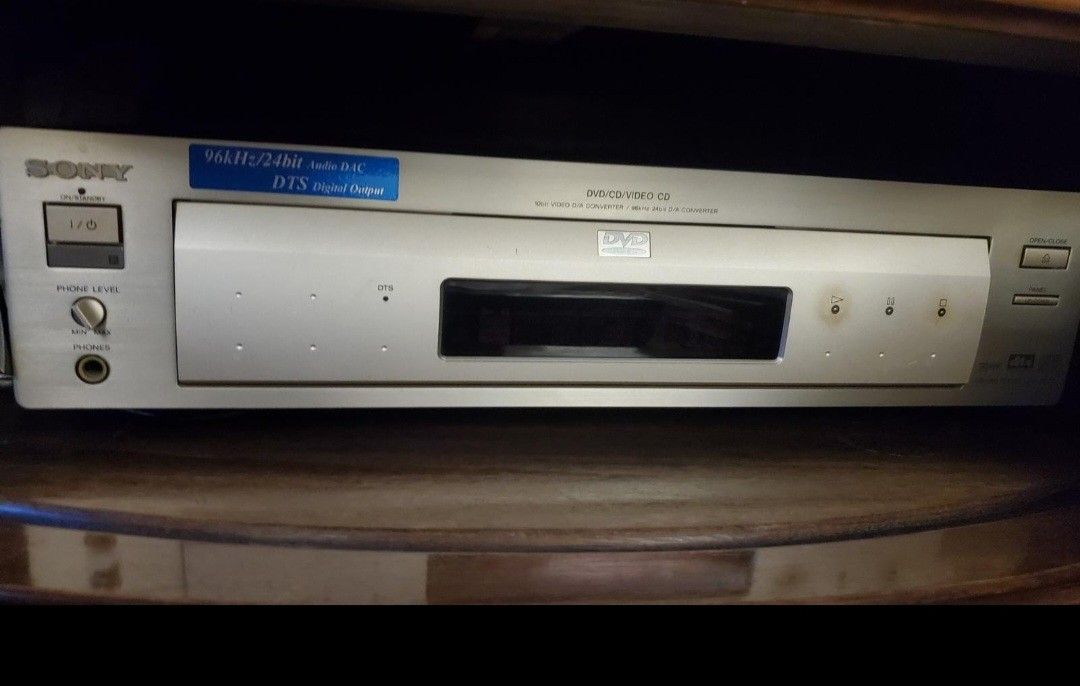 SONY CD/VCD/DVD Player (DVP-s7700), 家庭電器, 電視 & 其他娛樂, 娛樂系統及智能家居產品 ...