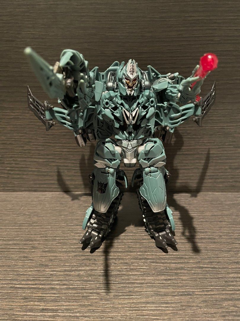 Transformers Revenge of The Fallen Voyager Class Megatron, Hobbies ...