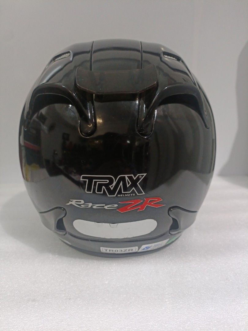 TRAX TR03ZR GLOSS BLACK, Motorcycles, Motorcycle Apparel on Carousell