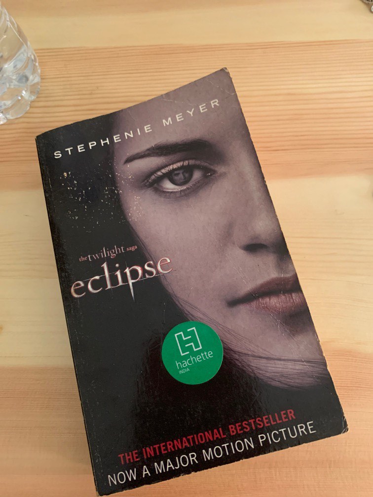 Twilight Saga Eclipse book FREE, Hobbies & Toys, Books & Magazines ...