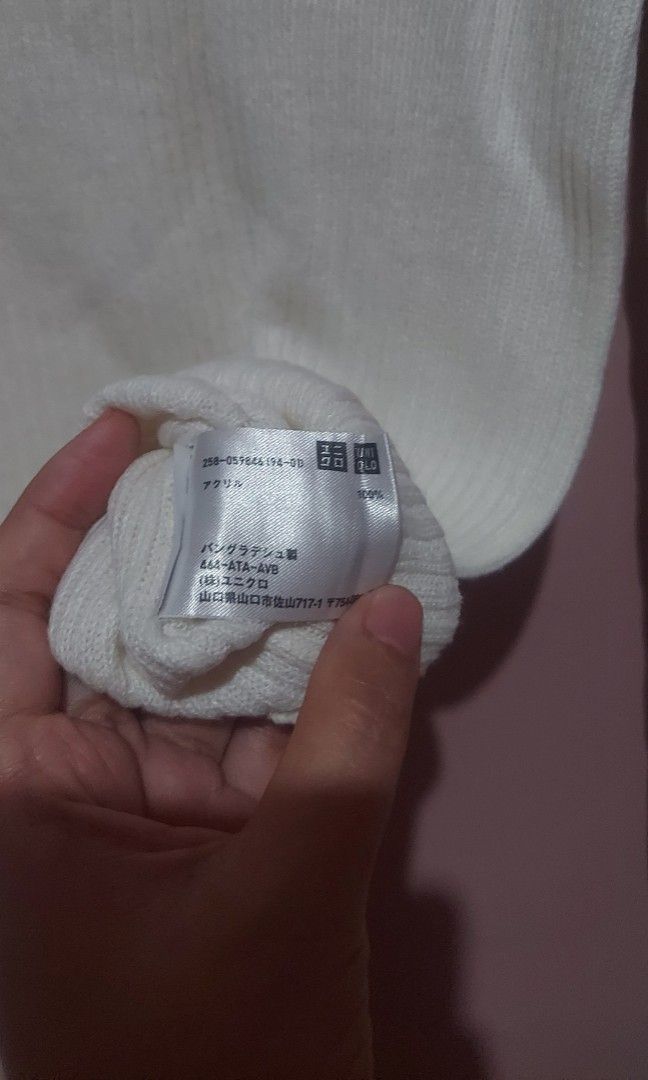 (SOLD) UNIQLO Inner Lidi Turtle Neck Turtleneck Like New, Fesyen Wanita ...