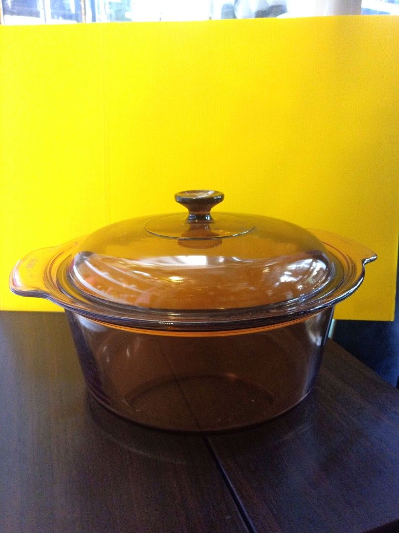 Unused Vision 5L Corning ware USA(RP:$165), Furniture & Home Living ...