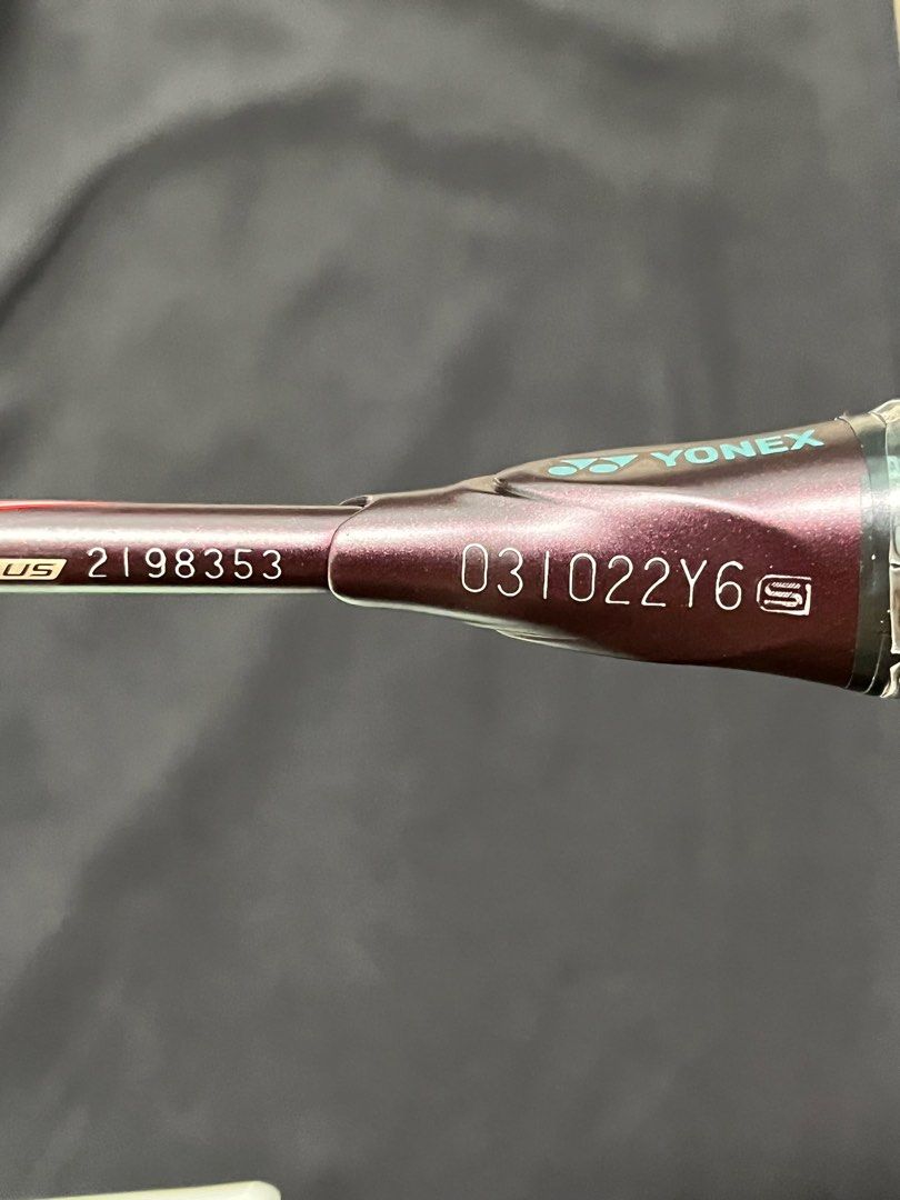 Yonex Astrox 100zz JP Code 4UG5, Sports Equipment, Sports & Games ...