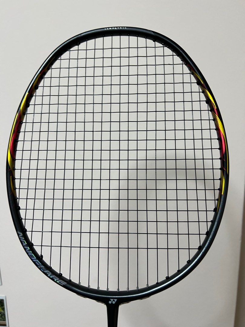 Yonex Nanoflare 800 (not Li Ning, Victor), Sports Equipment, Sports ...