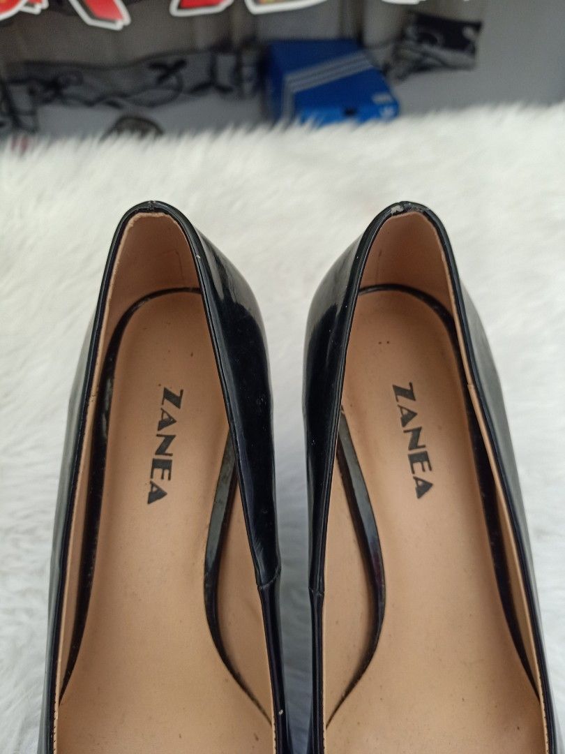 Zanea heels, Women's Fashion, Footwear, Heels on Carousell