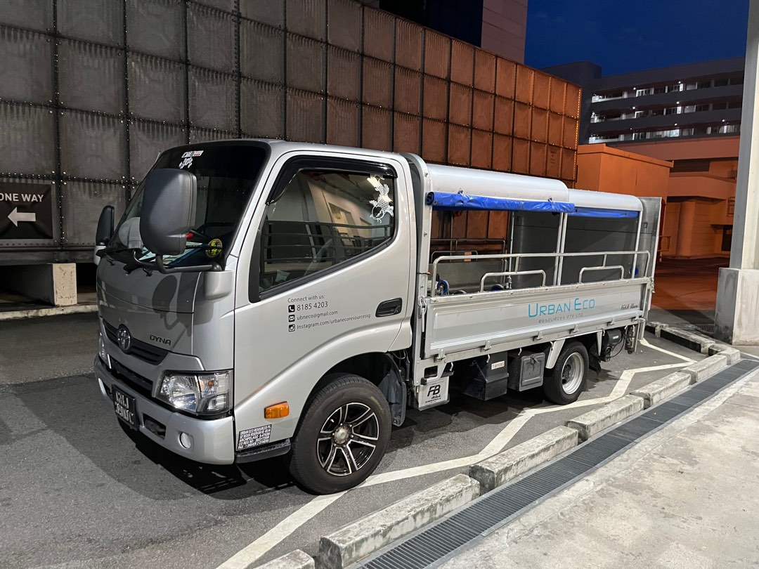 10ft lorry retractable cab height canopy second hand good condition ...