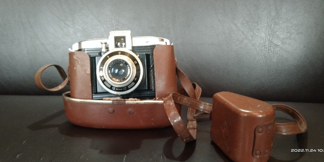 1950's Ferrania Ibis 44 film camera (Italy), Photography, Cameras on ...