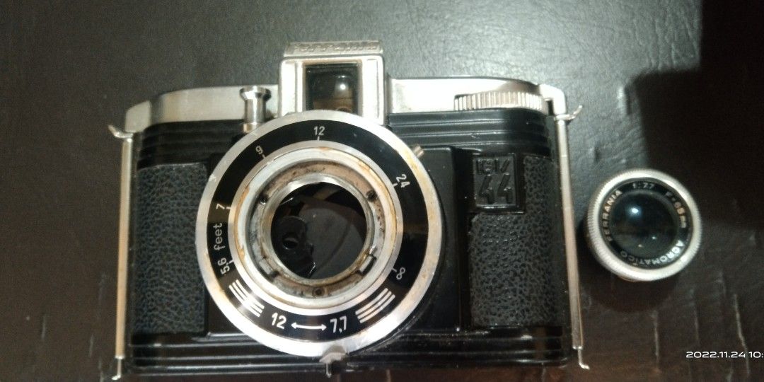 1950's Ferrania Ibis 44 film camera (Italy), Photography, Cameras on ...