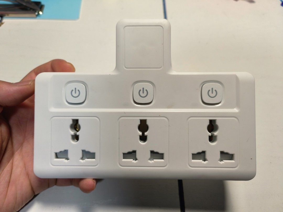 3 way power strip with individual switch, TV & Home Appliances ...