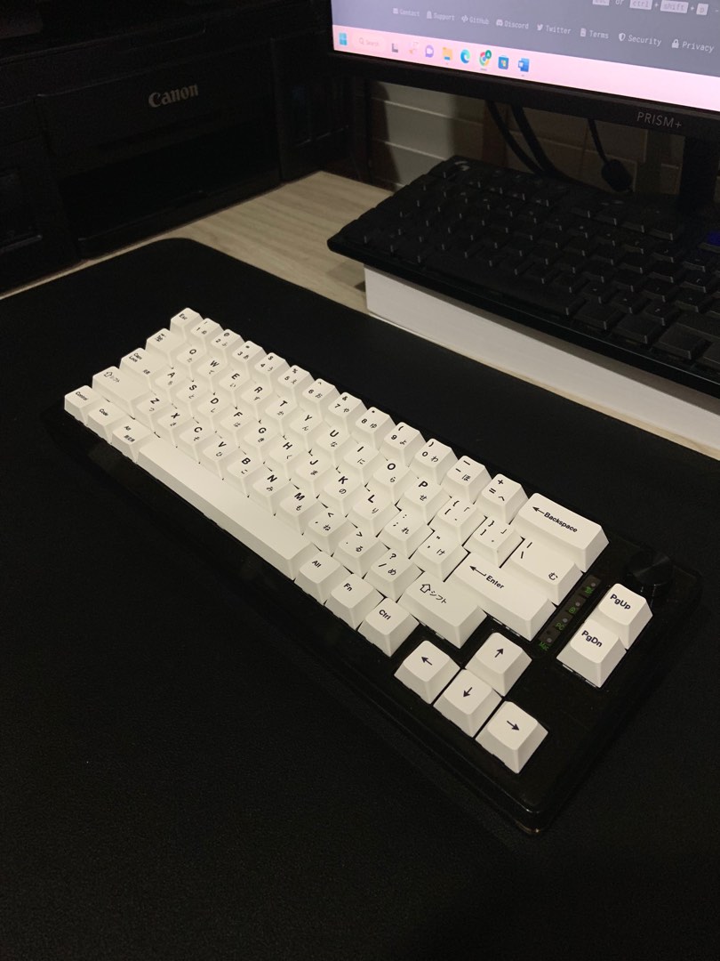 65% custom mechanical keyboard ( Full white keycaps), Computers & Tech ...