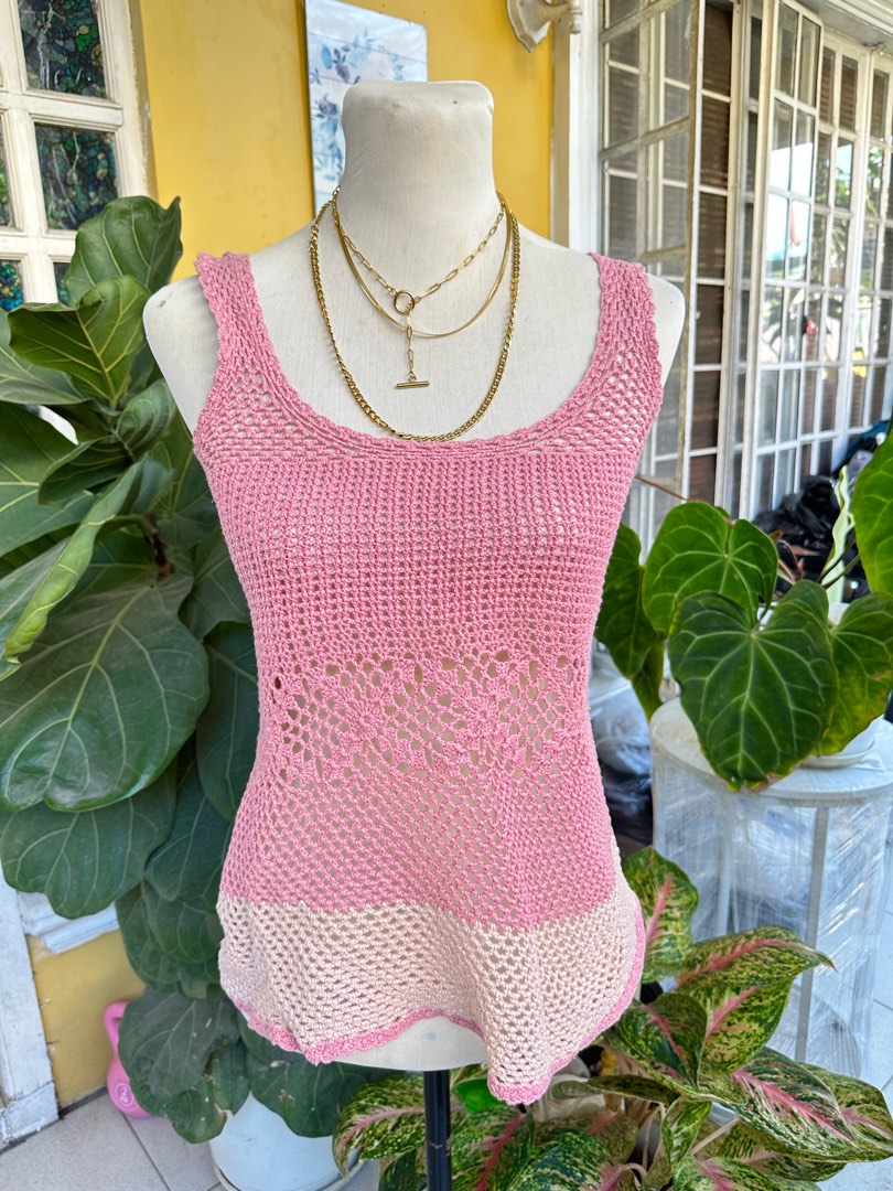 Beach sando knitted, Women's Fashion, Tops, Blouses on Carousell