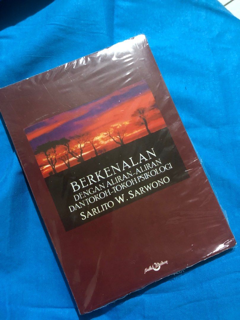 BERKENALAN - Sarlito W Sarwono, Buku & Alat Tulis, Alat Tulis di Carousell