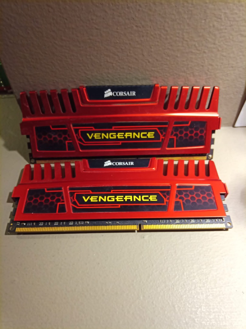 Corsair Vengeance DDR3 Ram (Red), Computers & Tech, Parts & Accessories ...