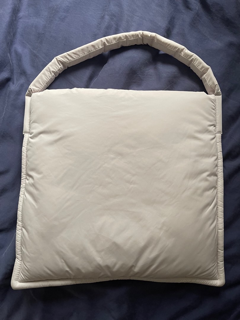COS White Bag, Women's Fashion, Bags & Wallets, Tote Bags on Carousell