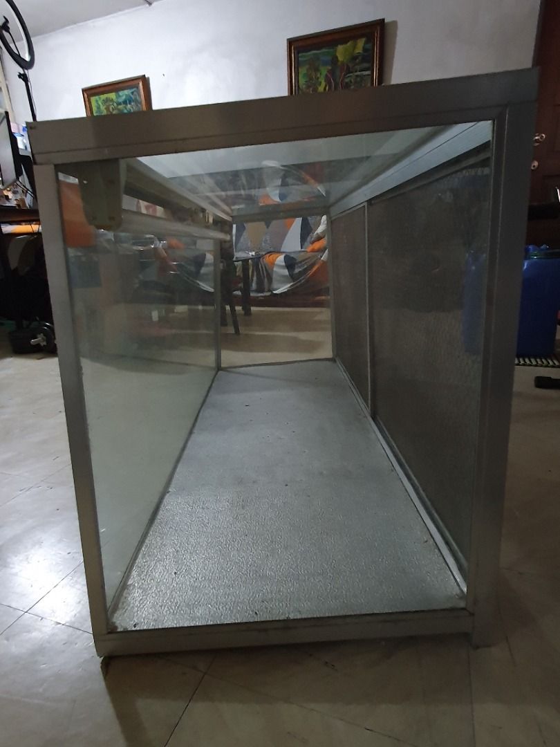 Food Display, Glass Stante, Furniture & Home Living, Kitchenware ...