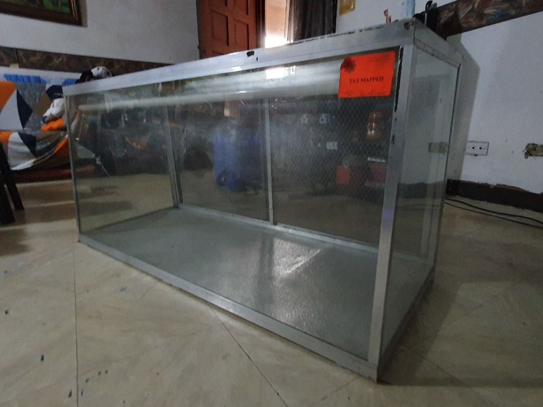 Food Display, Glass Stante, Furniture & Home Living, Kitchenware ...