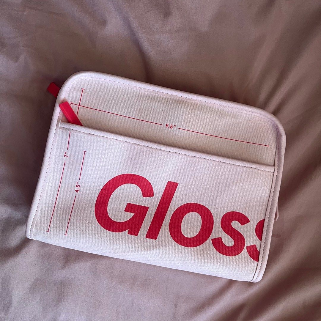 Glossier Beauty Bag, Women's Fashion, Bags & Wallets, Purses & Pouches ...