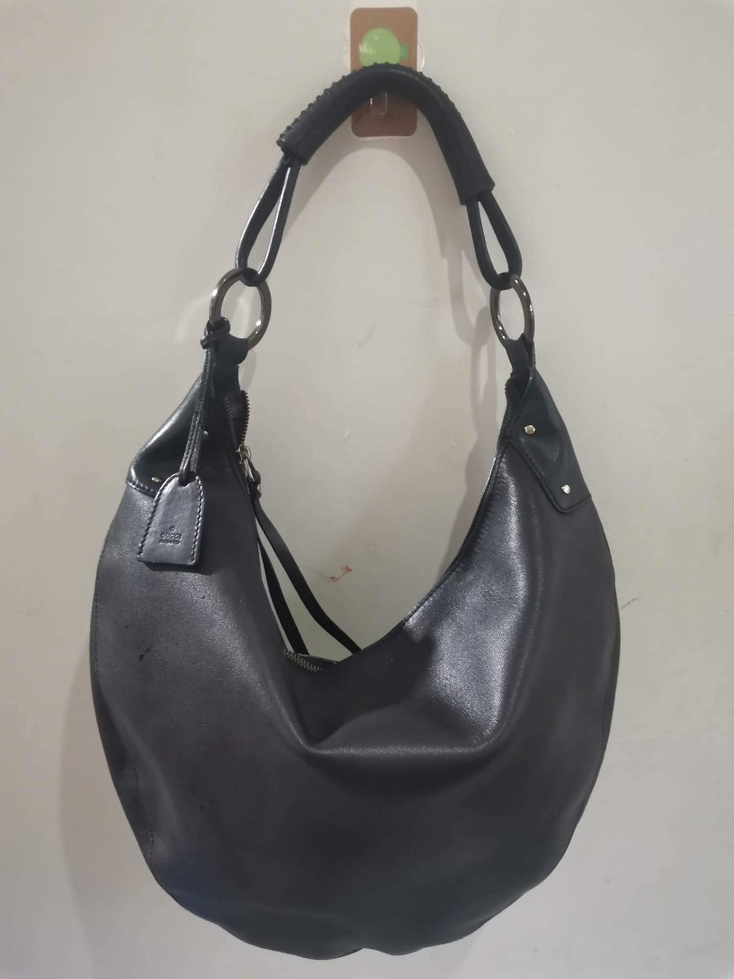 gucci /coded/dollarssign zip, Luxury, Bags & Wallets on Carousell