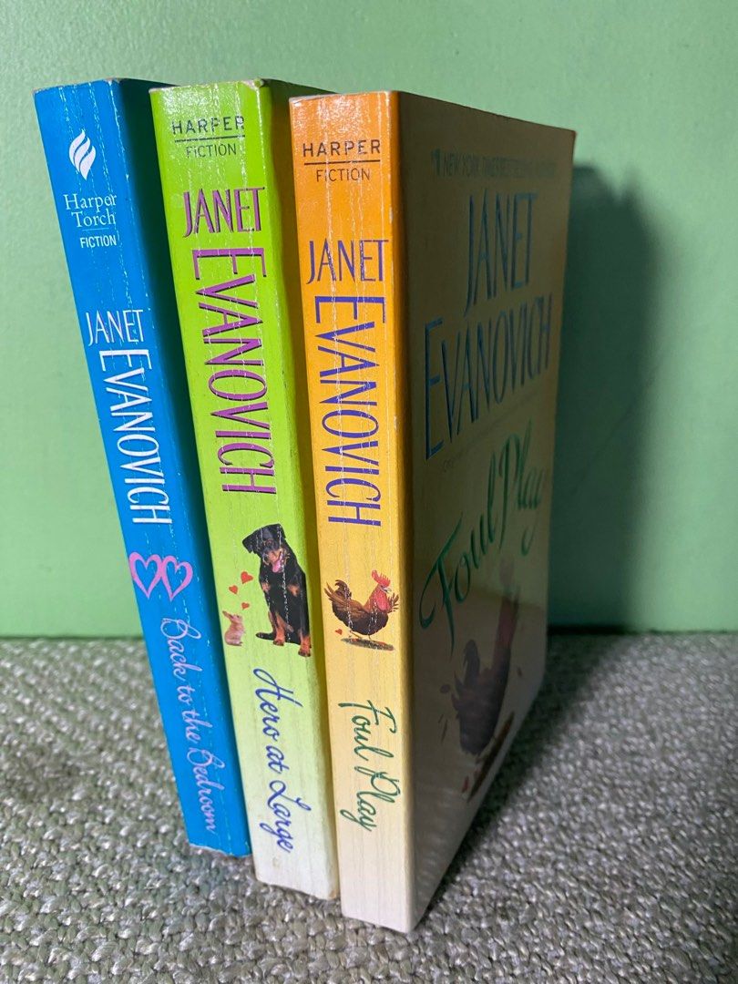 Janet Evanovich books ( set of 3 books), Hobbies & Toys, Books ...