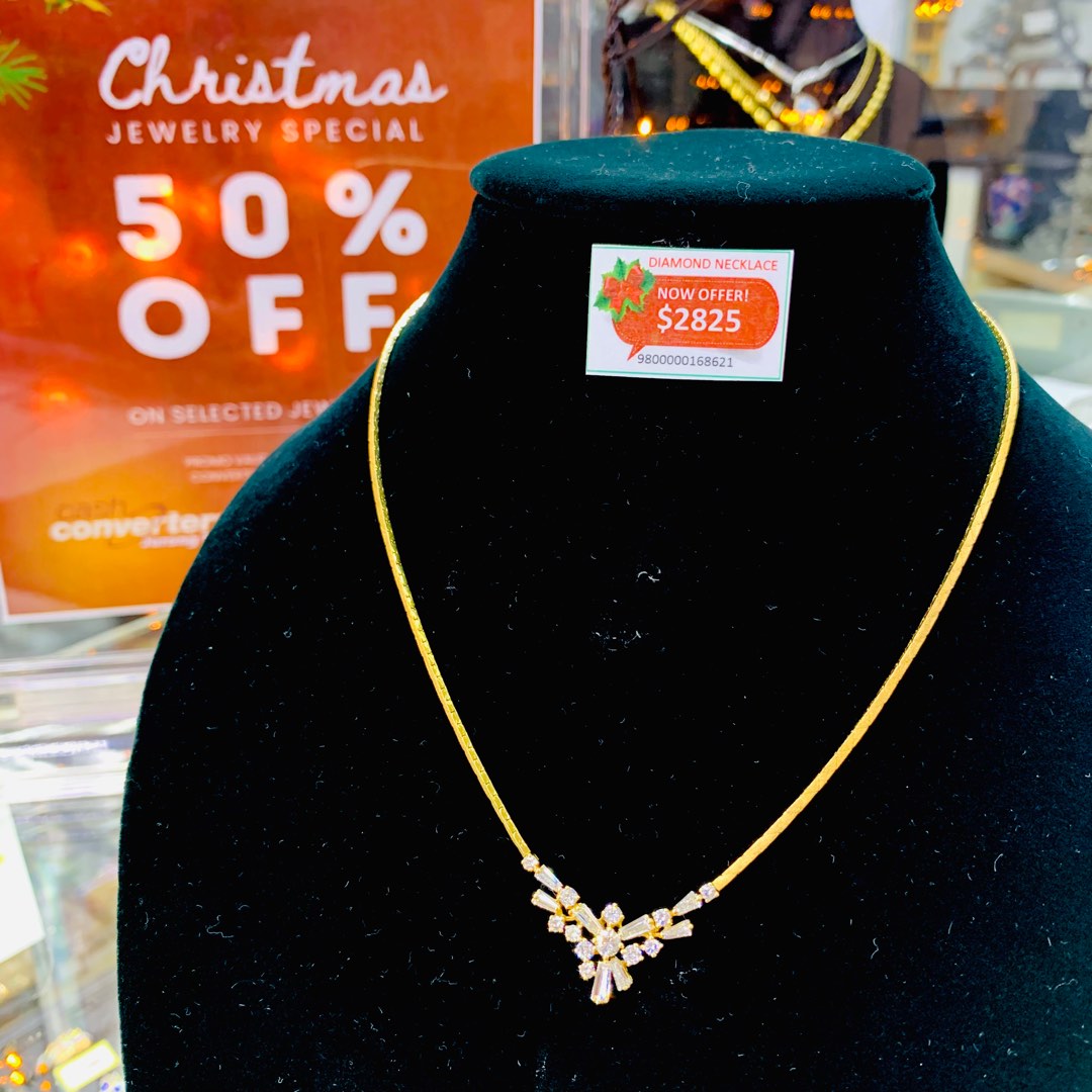 JE- Diamond Necklace, Women's Fashion, Jewelry & Organisers, Necklaces ...