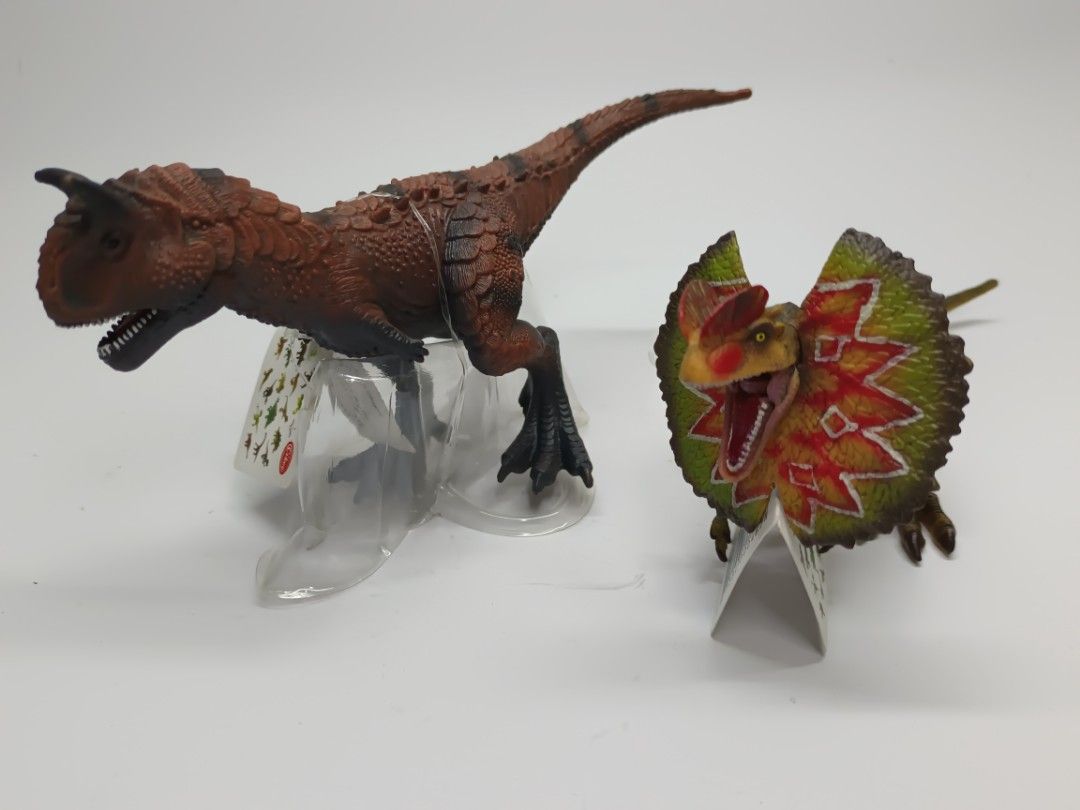 Jurassic world Park Giganotosaurus dilophosaurus Maroon Carnotaurus ...